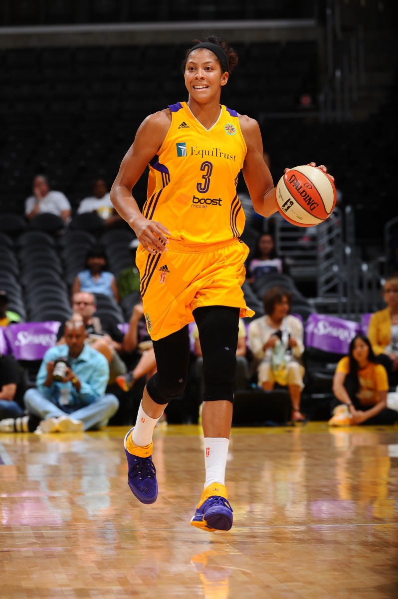 LA Sparks re-sign 2-time WNBA MVP Candace Parker - Sports Illustrated