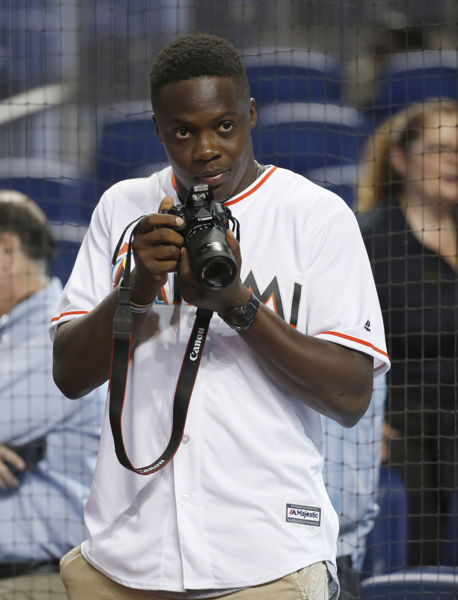 Hellickson dominates Marlins again in Phillies' 4-0 win - Sports ...