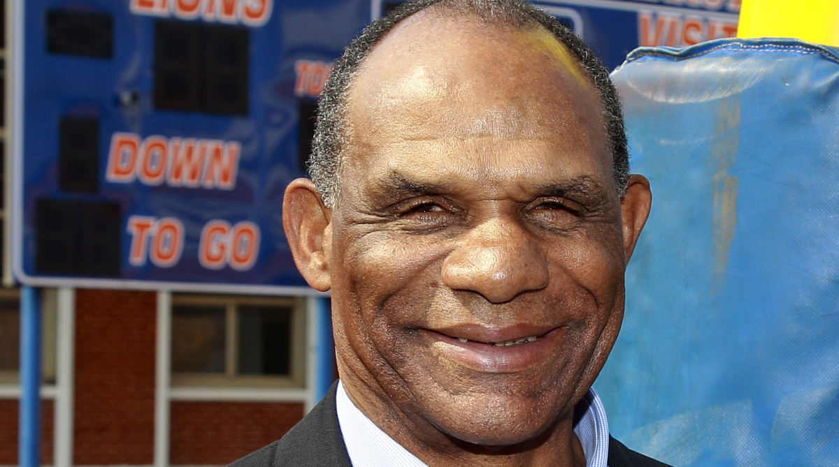 Mike Garrett: Ex-USC RB faces sex harassment lawsuit - Sports Illustrated