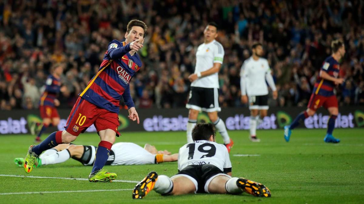 Lionel Messi scores 500th career goal - Sports Illustrated