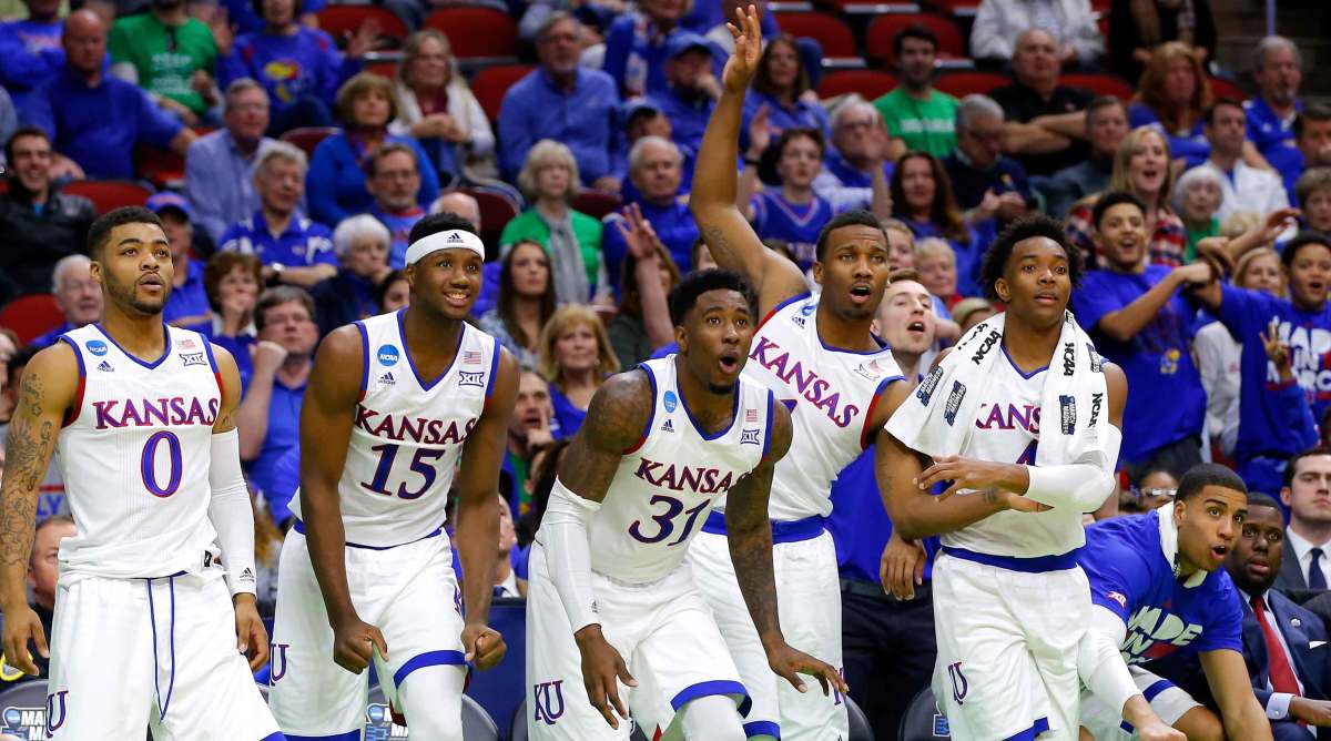 Kansas Jayhawks basketball dorm: Video tour the facility - Sports ...