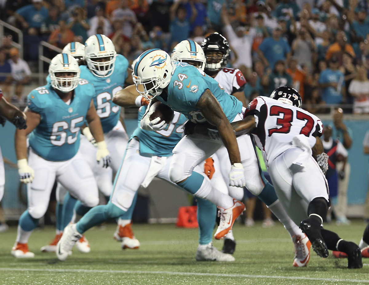 Arian Foster helps lead Dolphins over Falcons 17-6 - Sports Illustrated