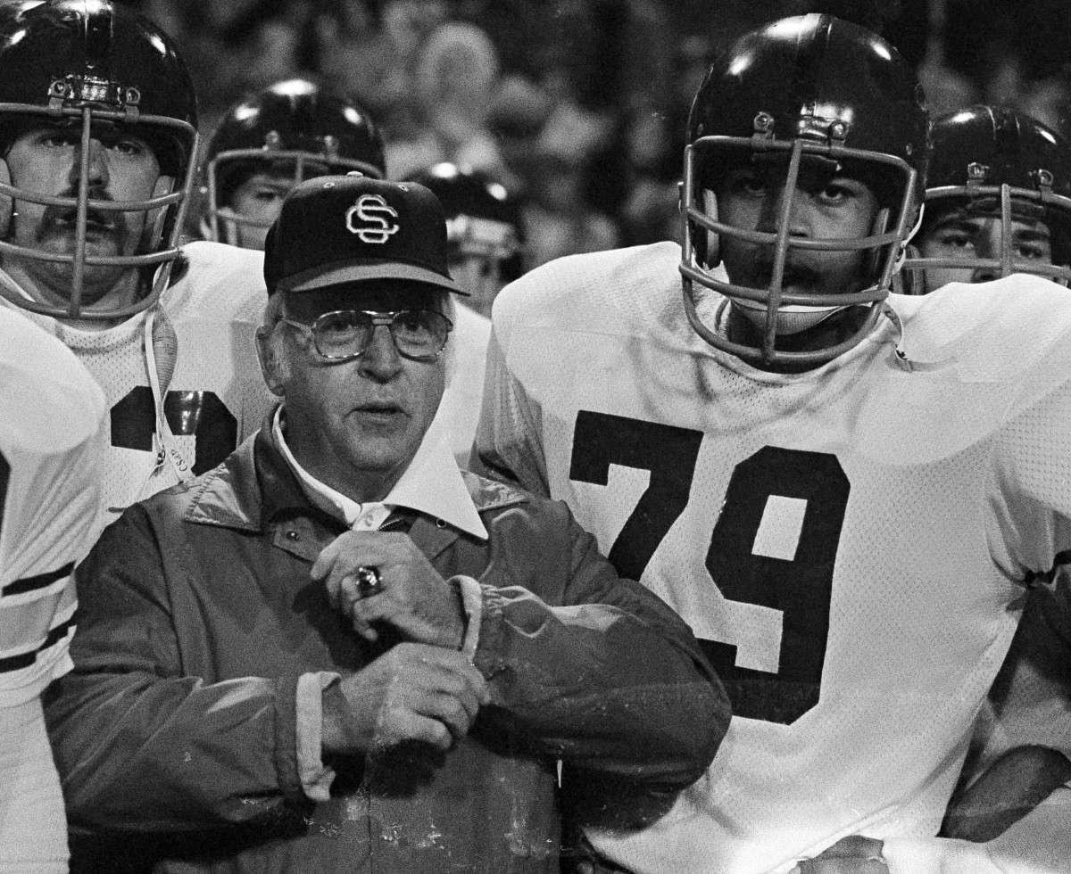 Ex-Giants lineman Gary Jeter dies at 61. - Sports Illustrated