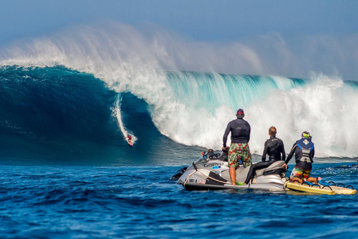 VIEWFINDER: Jaws Surf Break (Pe'ahi) - Sports Illustrated