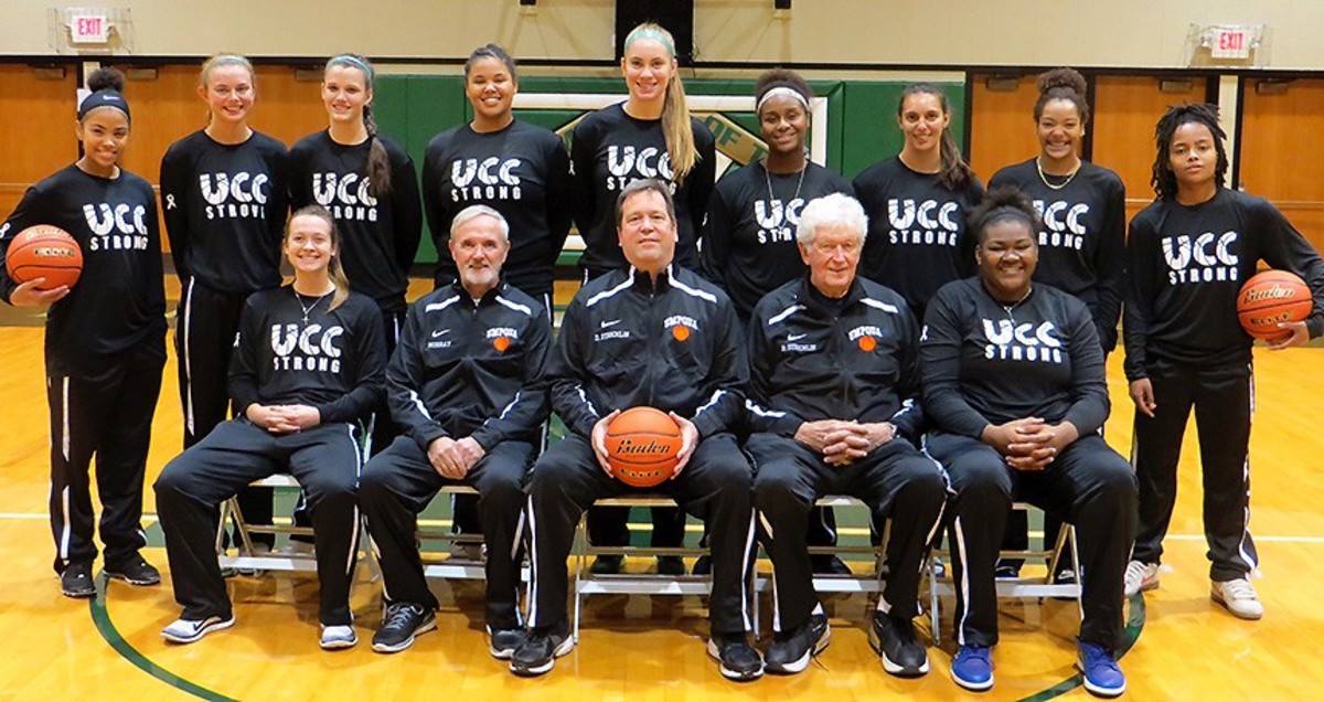 UCC Strong: Umpqua women honor victims of Oregon's deadliest shooting ...