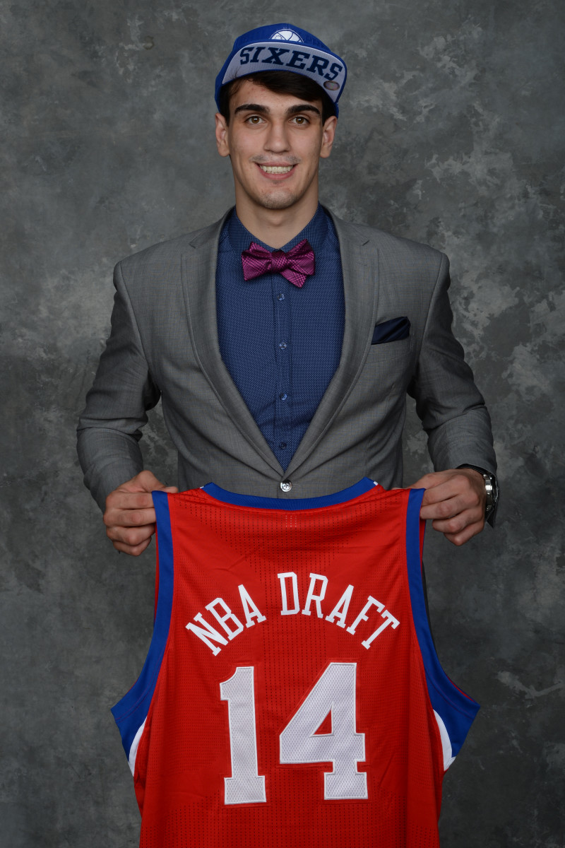 76ers sign prospect Saric 2 years after draft-night trade - Sports ...
