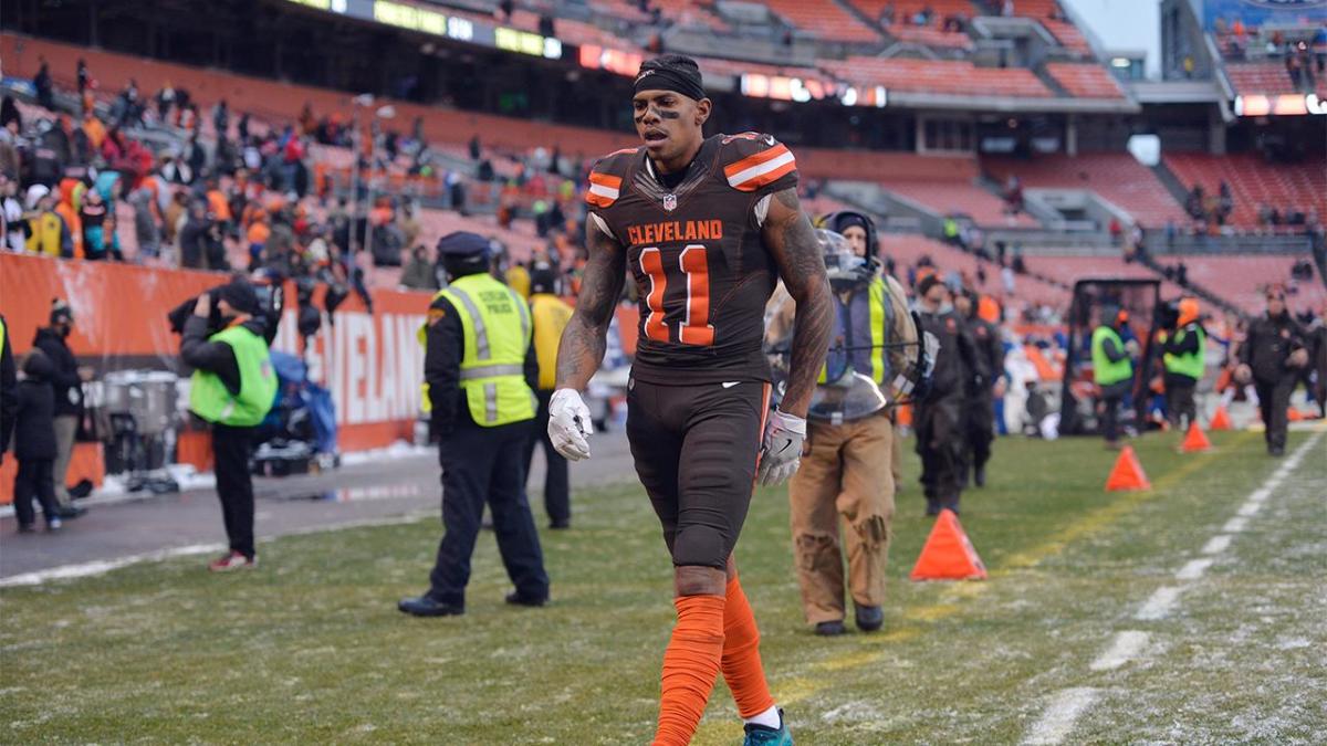 Terrelle Pryor agrees with Adam Jones: ‘I was garbage’ - Sports Illustrated