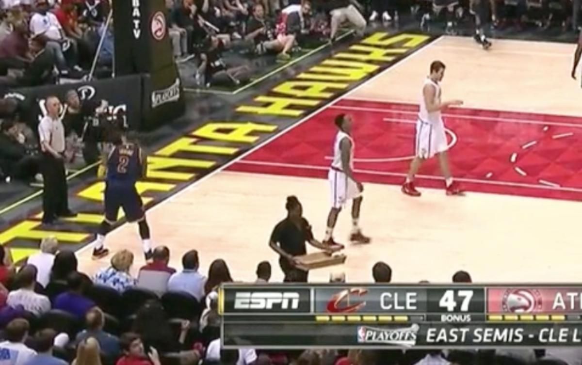 Video: Cavaliers’ Kyrie Irving has video game glitch - Sports Illustrated