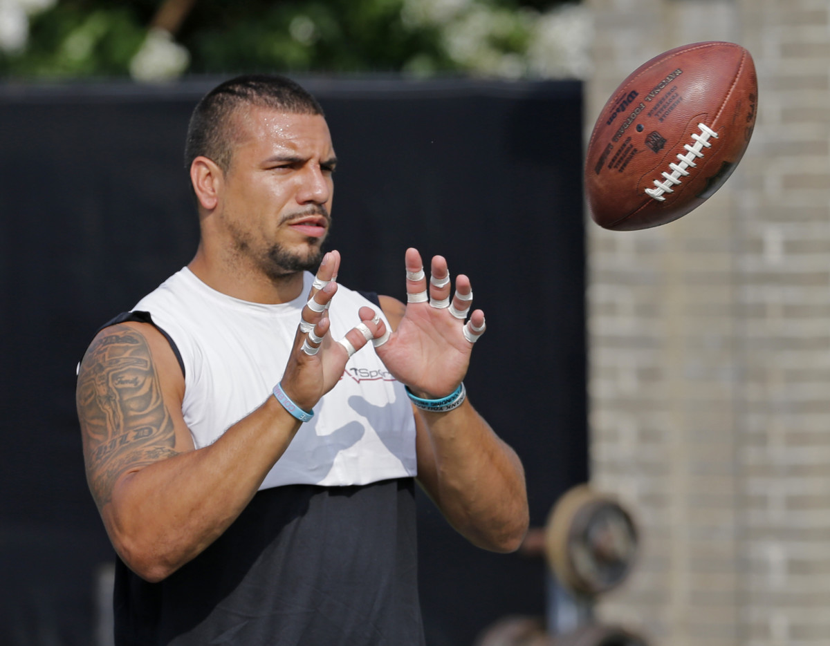 Panthers sign S Kurt Coleman to 3-year contract extension - Sports ...