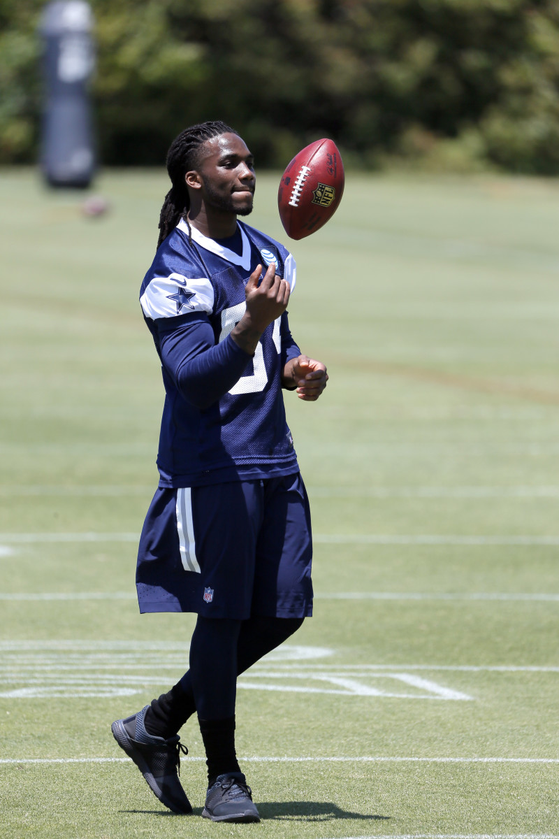 Dallas Cowboys sign injured linebacker Jaylon Smith - Sports Illustrated