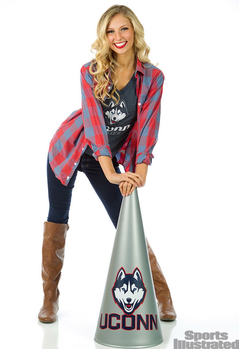 Cheerleader of the Week: Bailey - Sports Illustrated