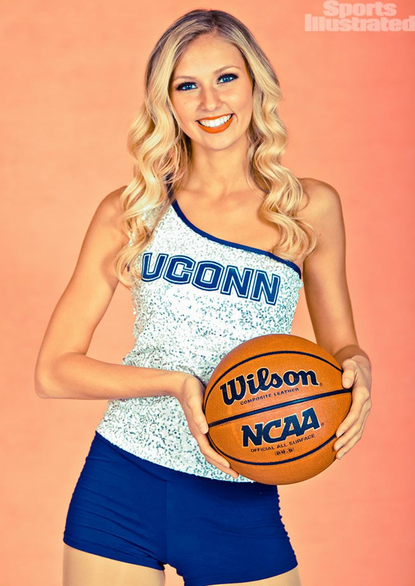 Cheerleader of the Week: Bailey - Sports Illustrated