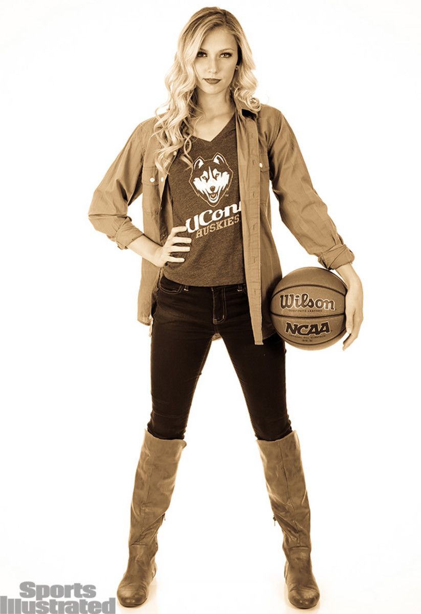 Cheerleader of the Week: Bailey - Sports Illustrated