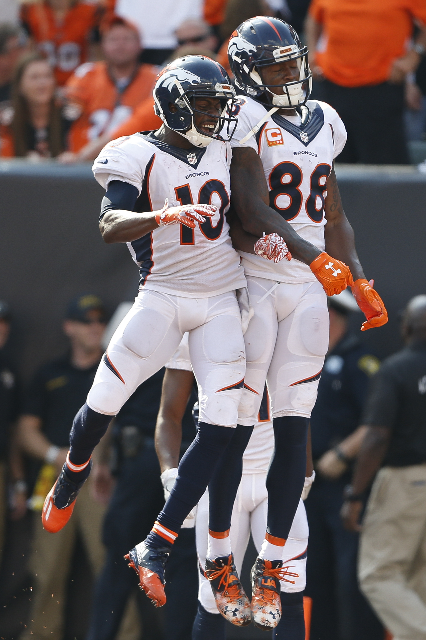 Sanders, Thomas thrive off competing against each other - Sports ...