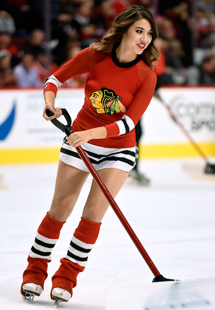 Chicago Blackhawks Ice Crew Girls - Sports Illustrated