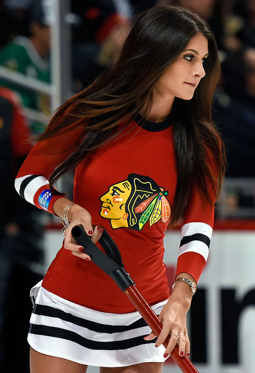 Chicago Blackhawks Ice Crew Girls - Sports Illustrated