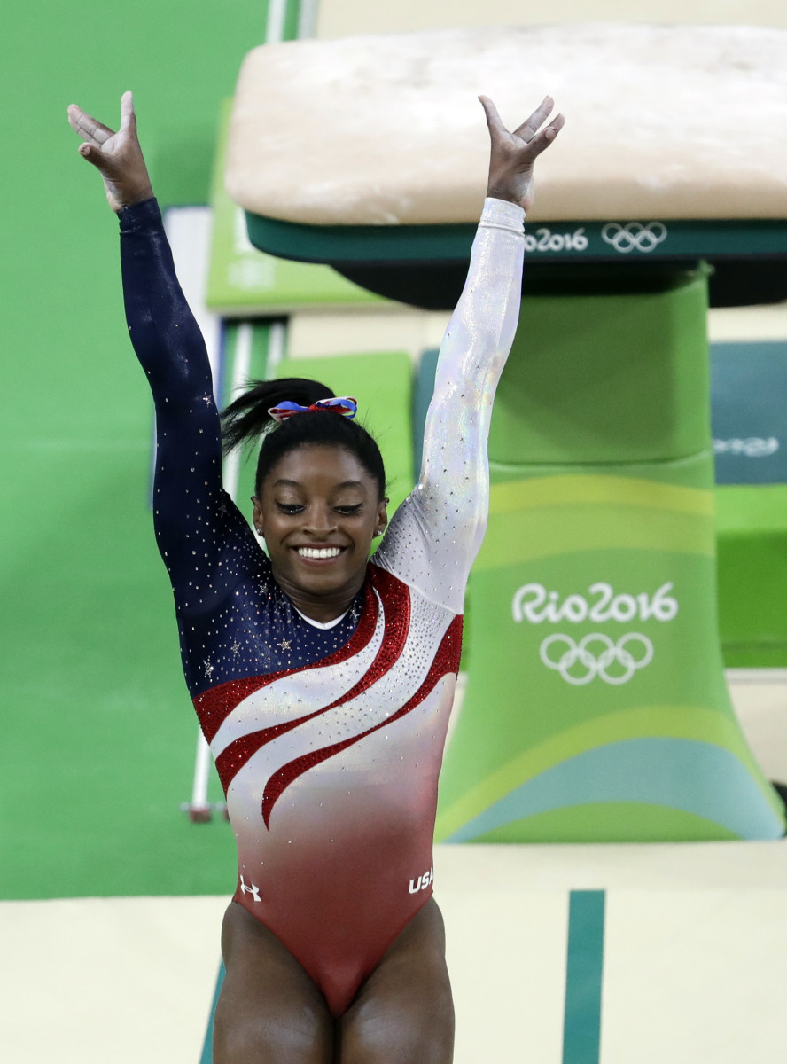 Without a '10,' perfection is a tough task in gymnastics - Sports ...
