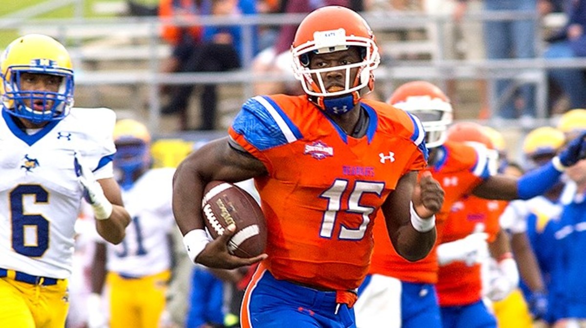 QB Johnson transferring from Sam Houston State - Sports Illustrated