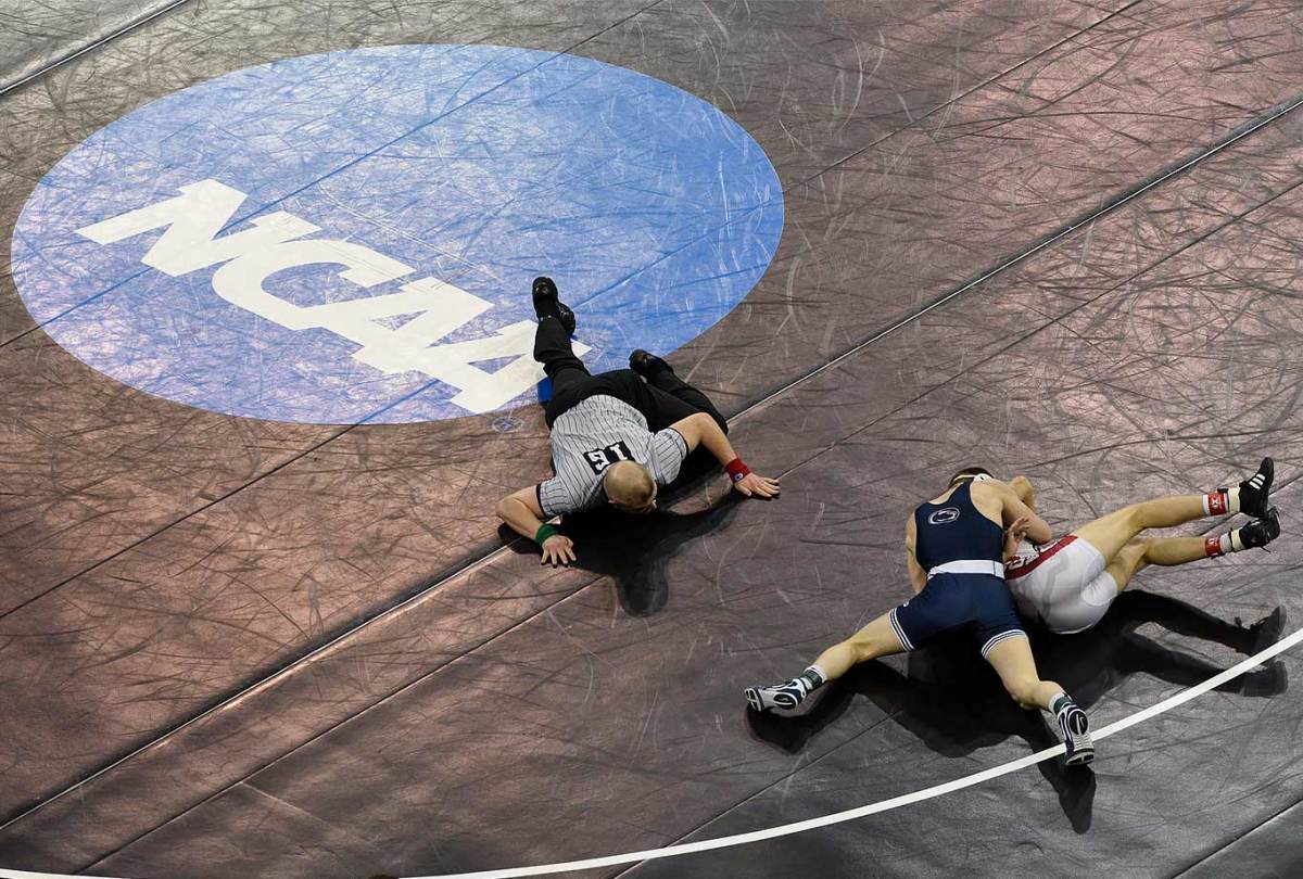 VIEWFINDER: 2016 NCAA Wrestling Championships - Sports Illustrated