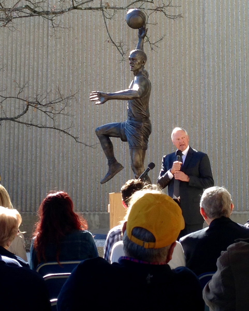 West Virginia dedicates statue to "Hot Rod" Hundley - Sports Illustrated