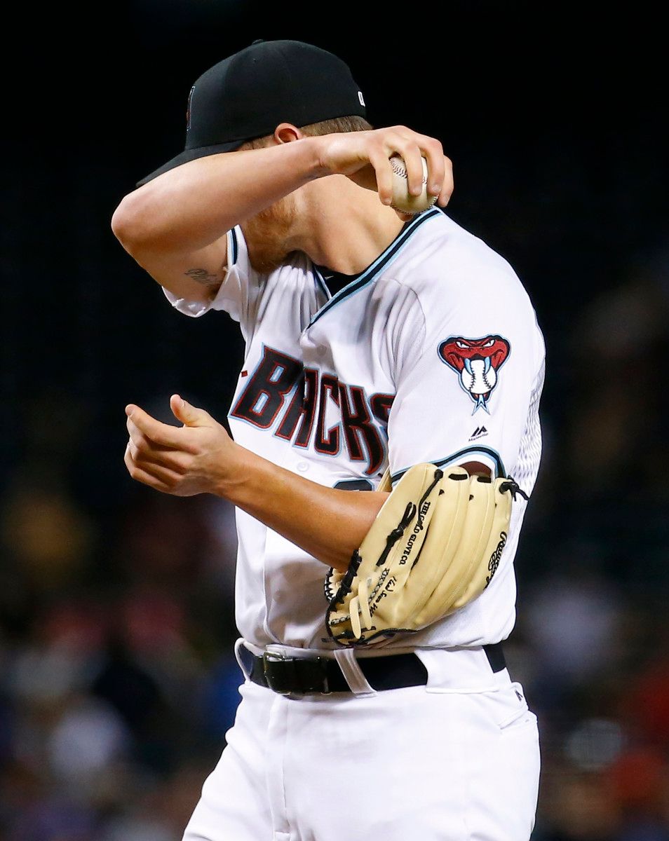 Martinez wins 4th, Cardinals rout Diamondbacks 8-2 - Sports Illustrated