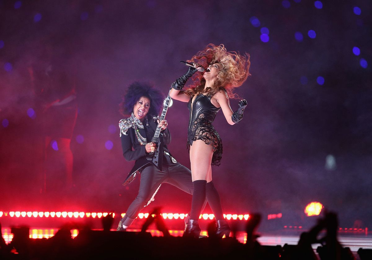 Beyonce performs in Super Bowl 50 halftime show - Sports Illustrated