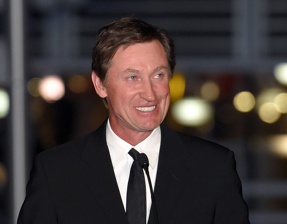 Wayne Gretzky brings Ice Hockey Classic for - Sports Illustrated