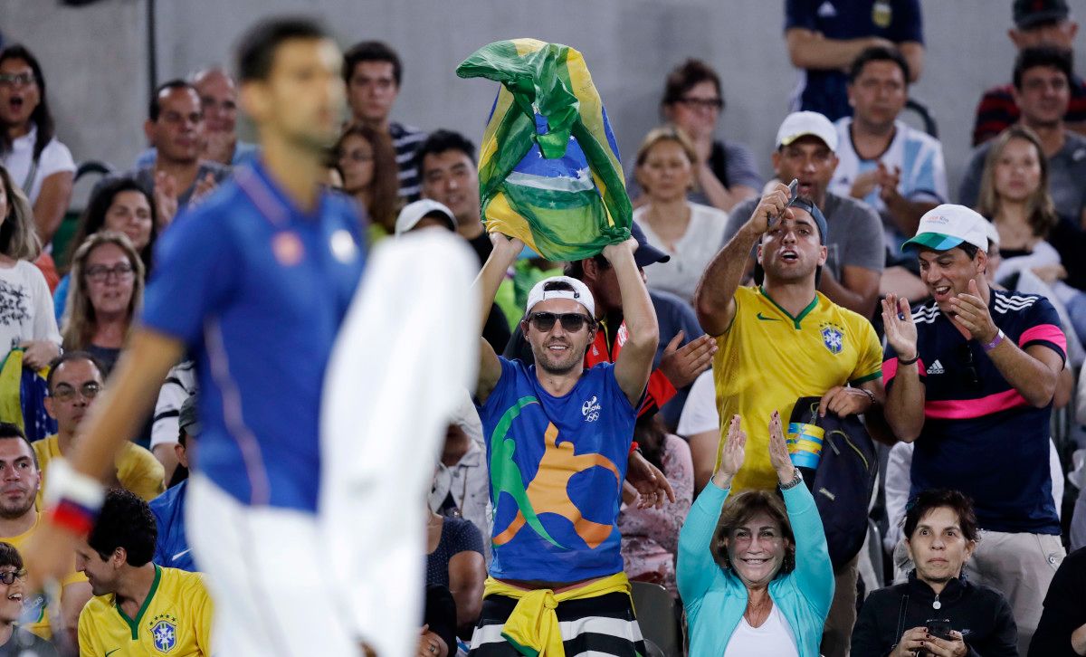 Booing and bellowing, a different kind of tennis fan in Rio - Sports ...