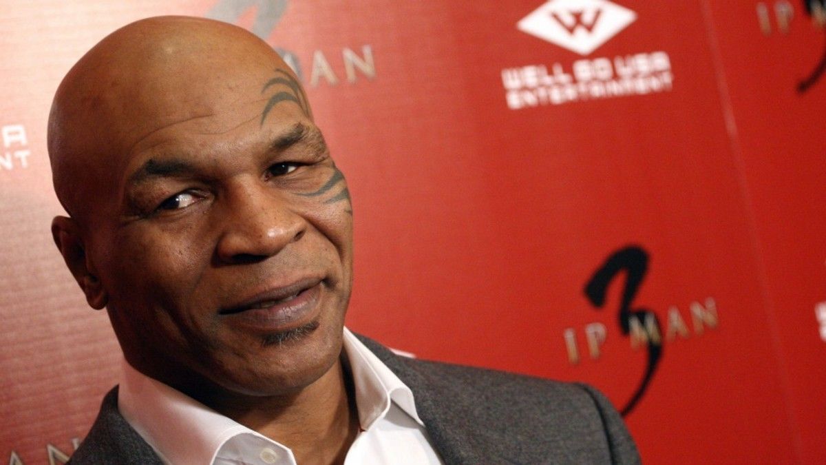 Watch: Ronda Rousey gets advice from Mike Tyson on Conan - Sports ...