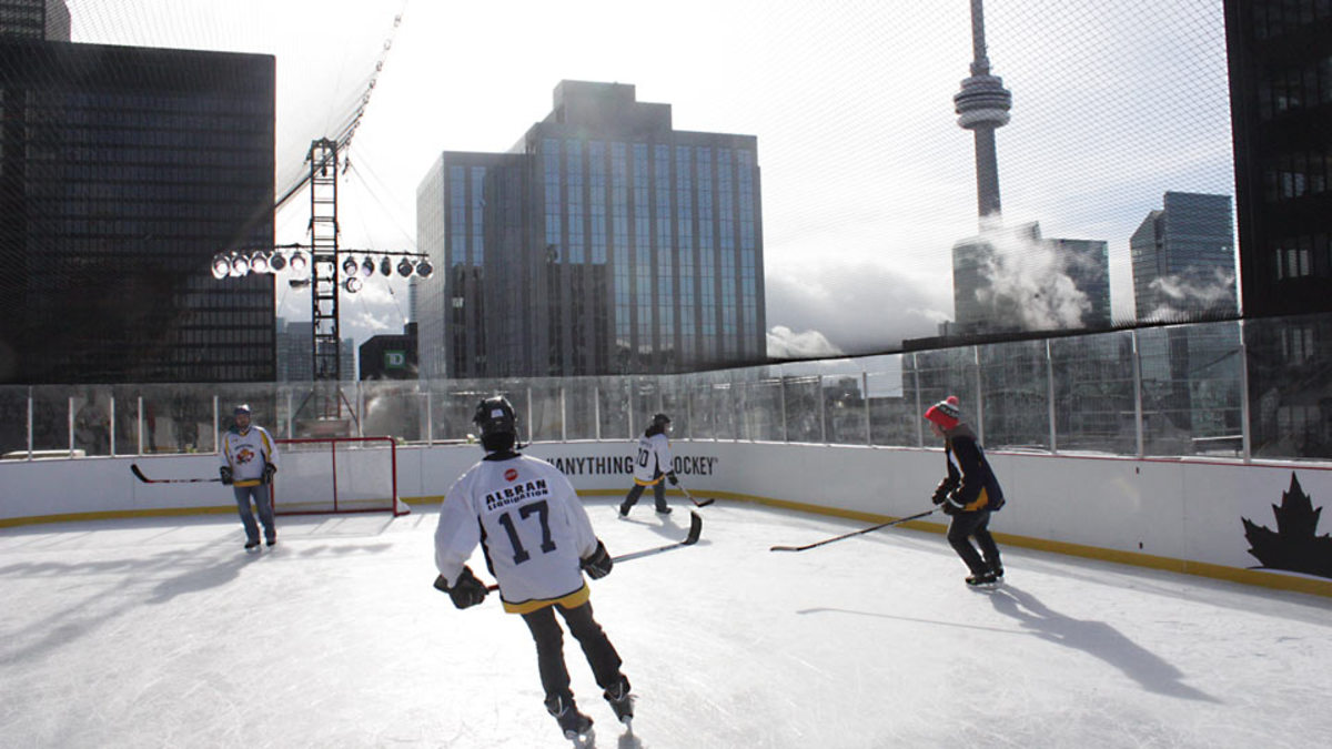Rooftop rink opens in Toronto - Sports Illustrated