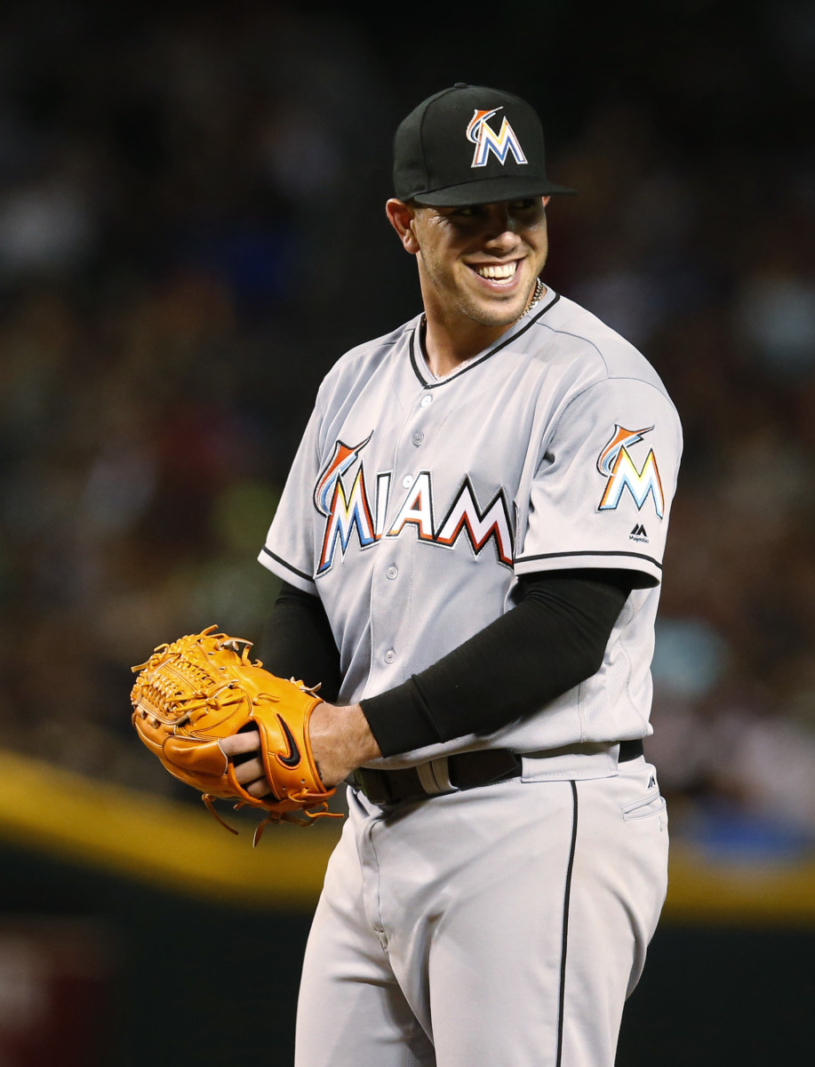 Diamondbacks end Fernandez's win streak, beat Marlins 5-3 - Sports ...