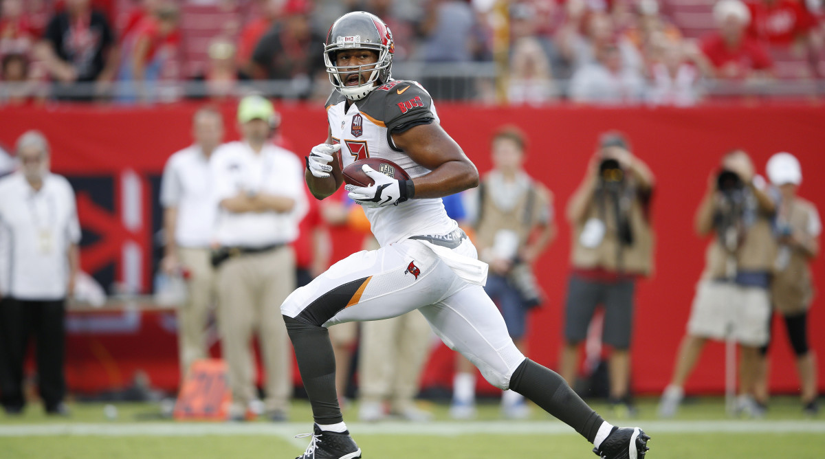 Austin Seferian-Jenkins: Bucs TE released after DUI arrest - Sports ...