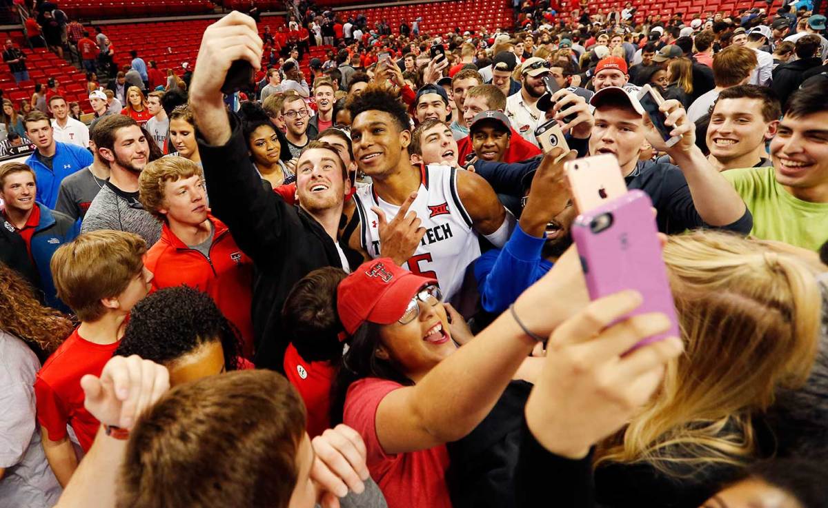 The Night in Sports (Feb. 10) - Sports Illustrated