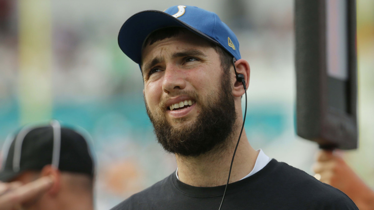 Colts: Andrew Luck sustained torn cartilage on two of his ribs - Sports ...