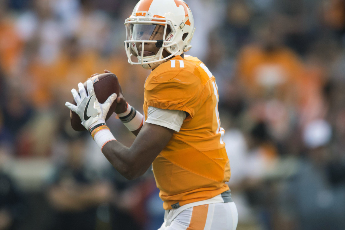 Tennessee QB Joshua Dobbs seeking more fun, fewer turnovers - Sports ...