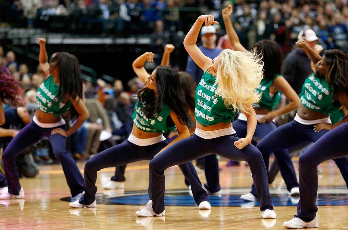 The Night In Sports (Feb. 5) - Sports Illustrated