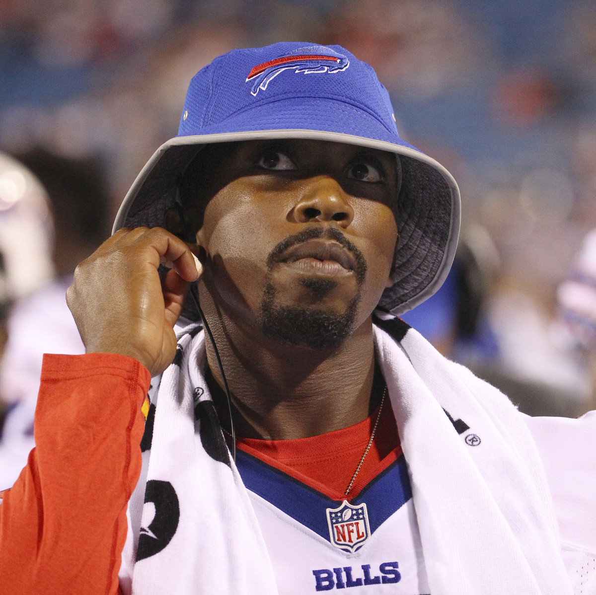 Taylor opens 2nd season as Bills starter facing former team - Sports ...