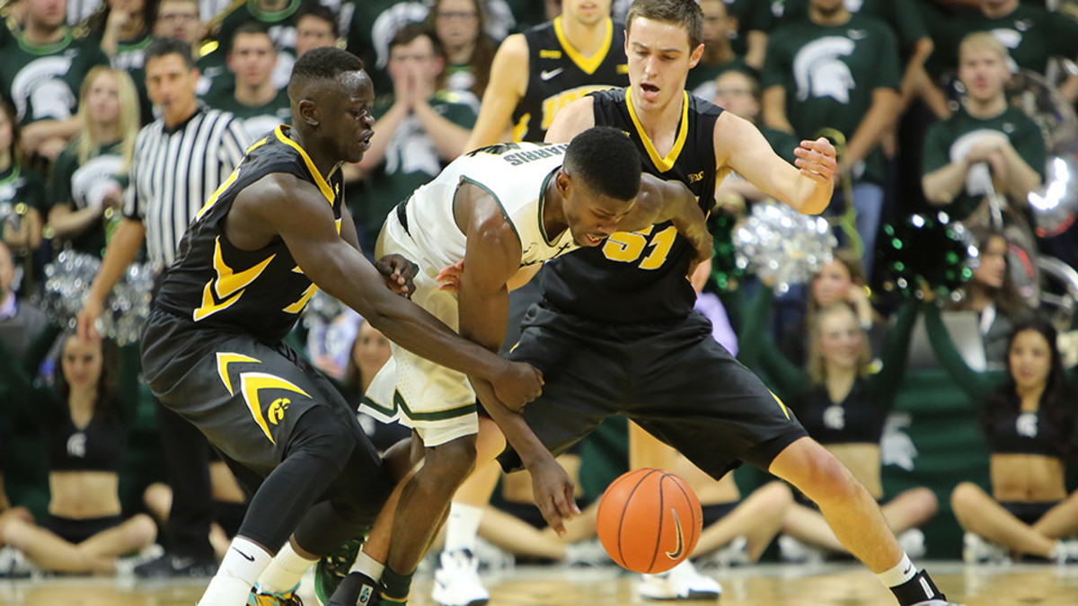 Iowa blows out Michigan State, solidifies Big Ten status - Sports ...
