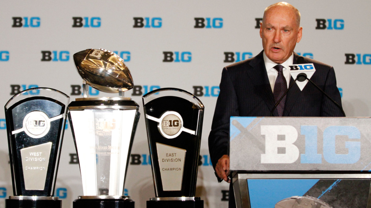 Big Ten commissioner Jim Delany hints at end of tenure - Sports Illustrated