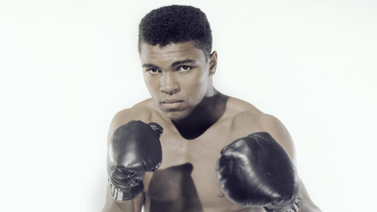 Billy Crystal, Bill Clinton eulogize Muhammad Ali at funeral - Sports ...