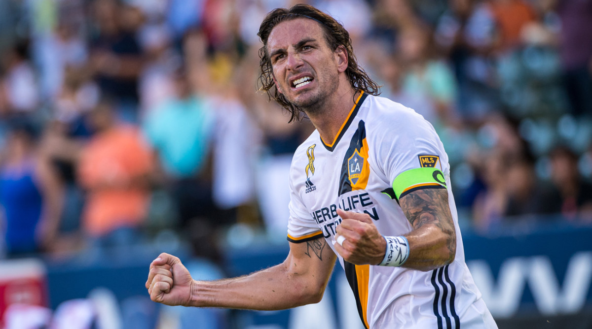 USA vs Mexico: Alan Gordon replaces hurt Jordan Morris - Sports Illustrated