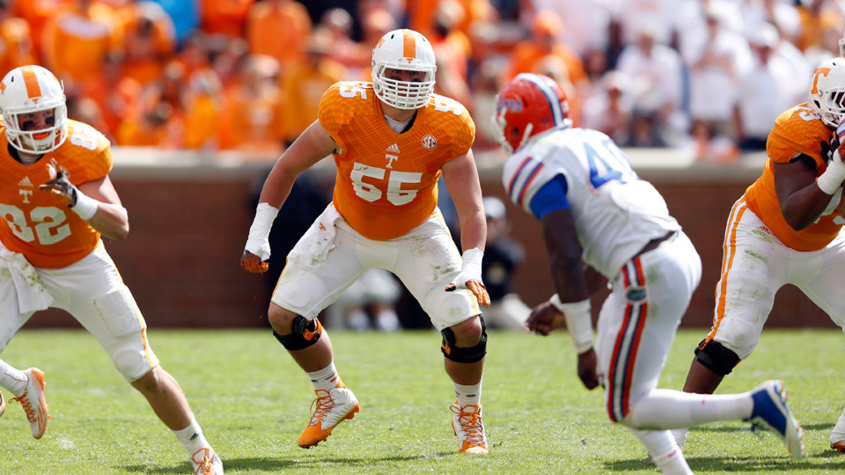 Tennessee's Coleman Thomas arrested on theft charge - Sports Illustrated