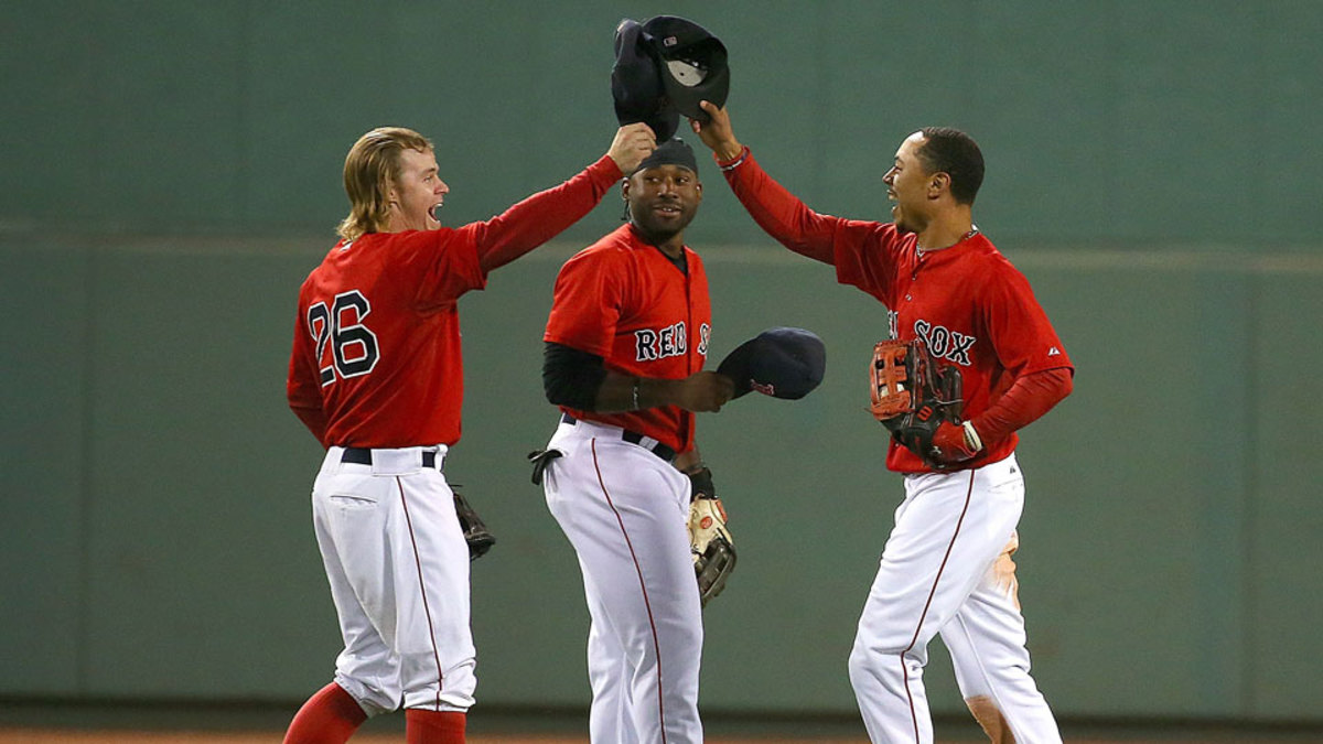 Boston Red Sox’ Mookie Betts robs home run, goes over the wall - Sports ...