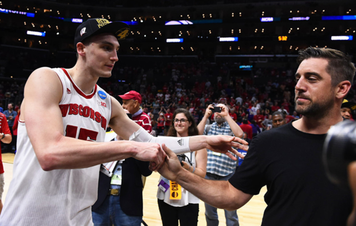 Wisconsin wing Sam Dekker leads the Badgers against unbeaten Kentucky ...