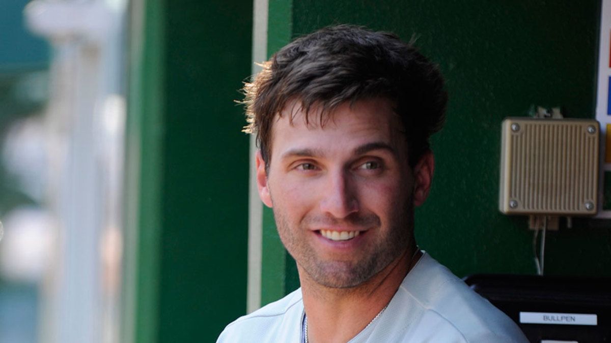 Phillies outfielder Jeff Francoeur pitches two innings vs Orioles ...