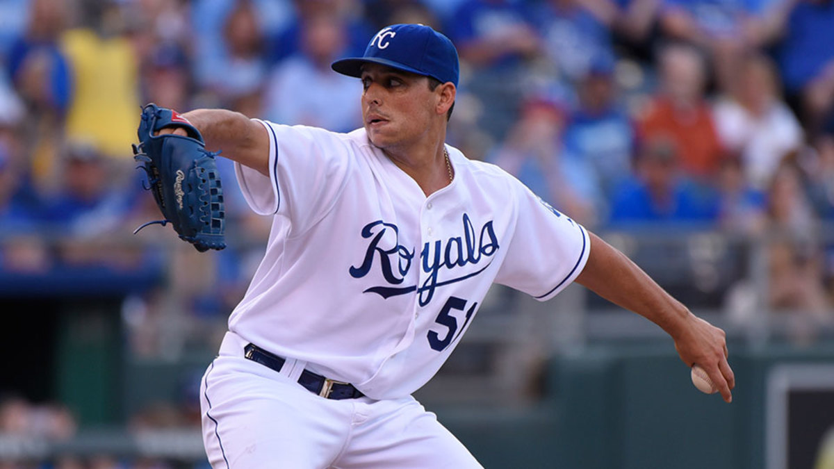 Royals' Jason Vargas exits first start in return from DL early - Sports ...