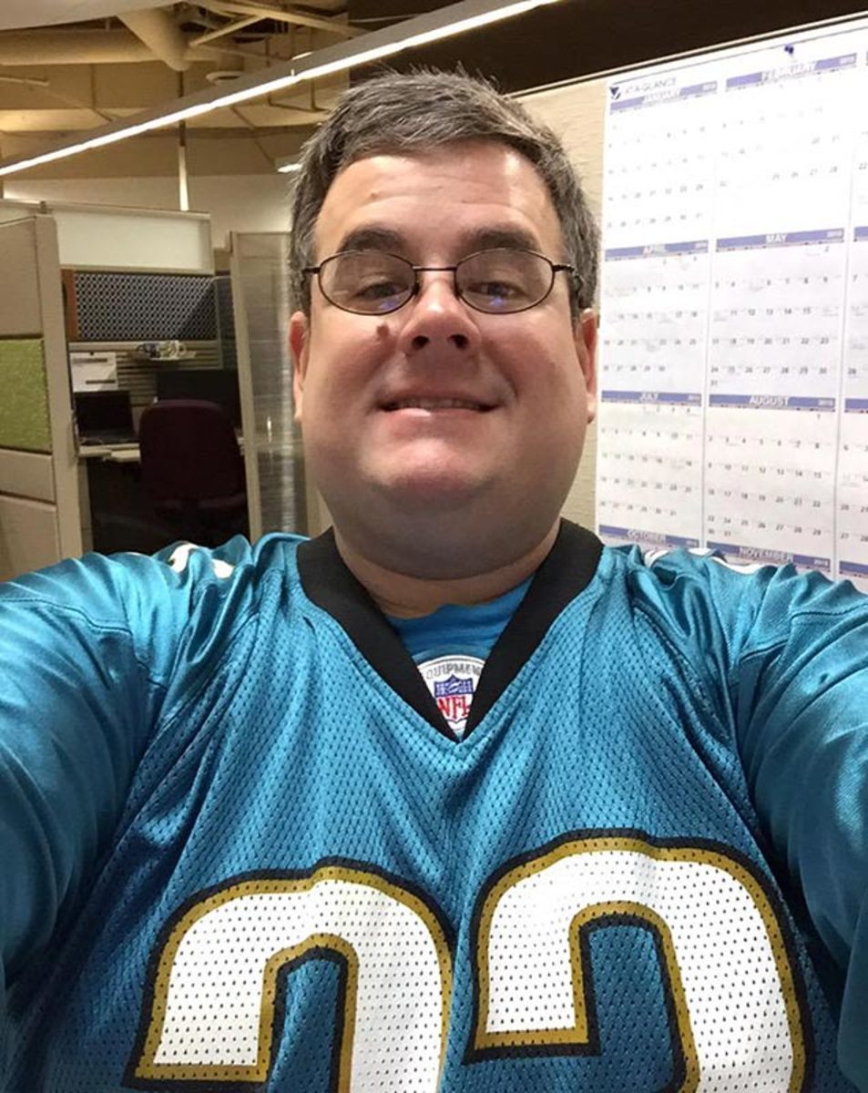 Celebrating NFL Fan Style - Sports Illustrated