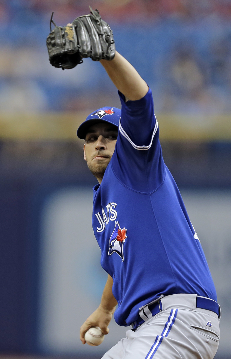Blue Jays' Estrada pitching perfect game thru 6 vs Rays - Sports ...
