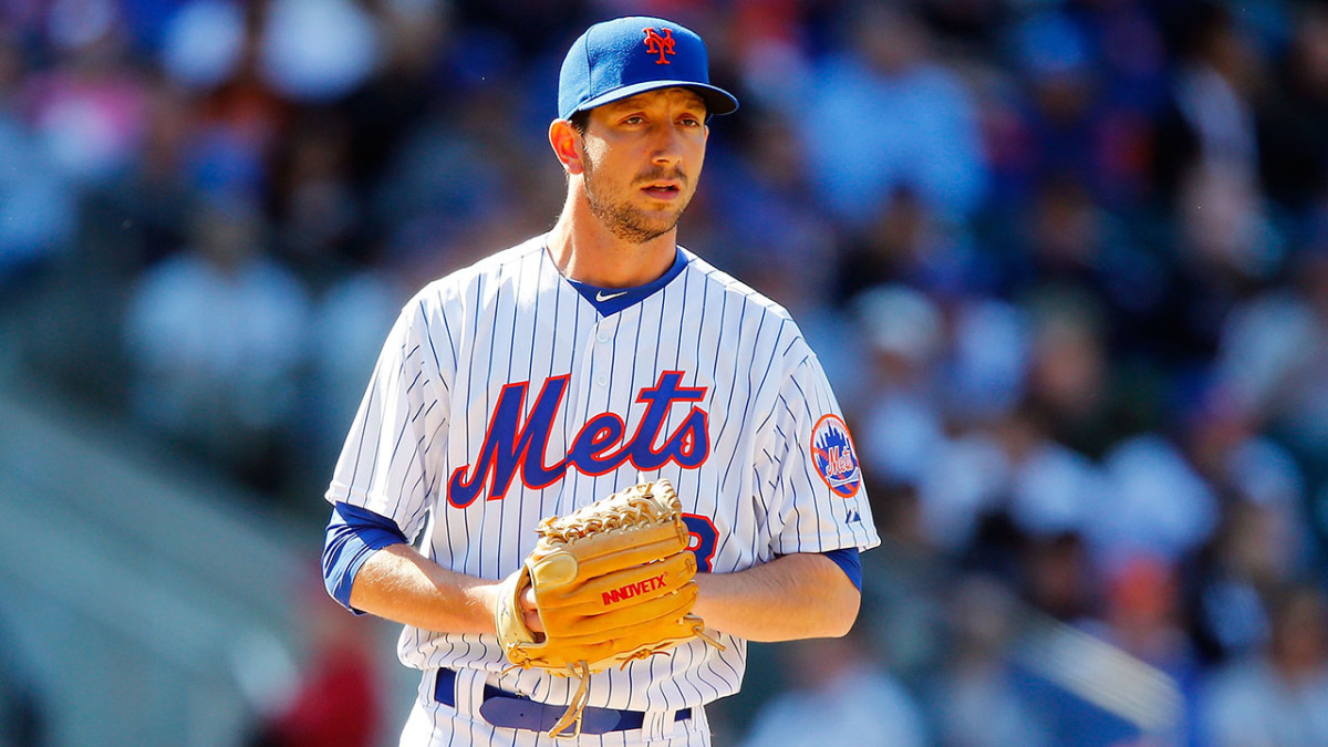 Mets lose LHP Jerry Blevins, C Travis d'Arnaud to fractures - Sports ...