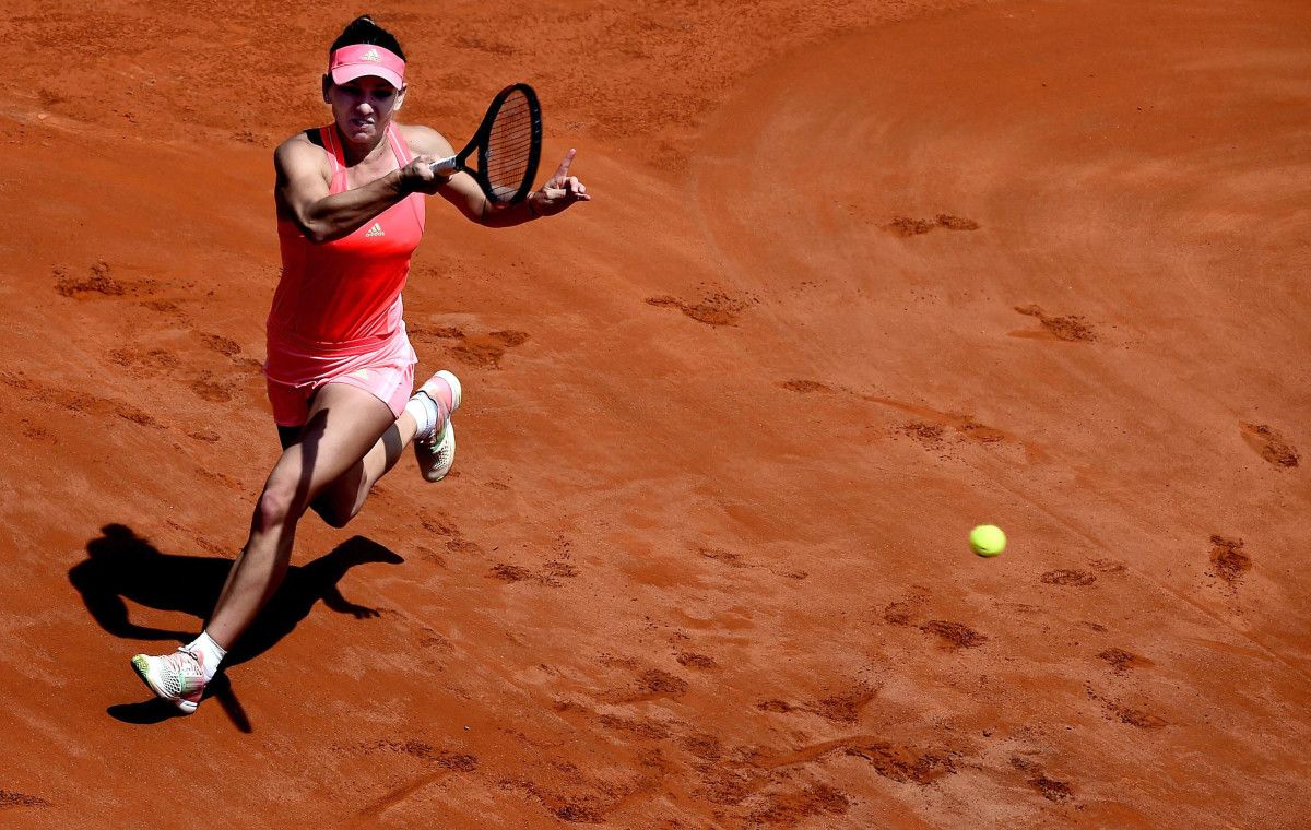 Suarez Navarro beats Halep to reach Italian Open final - Sports Illustrated